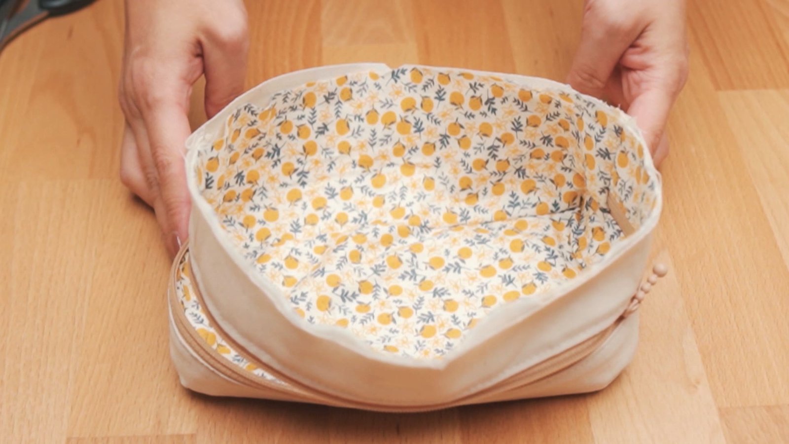 Fennel Fanny Pack from Sarah Kirsten - DIY Sling Bag | Sew Along ...