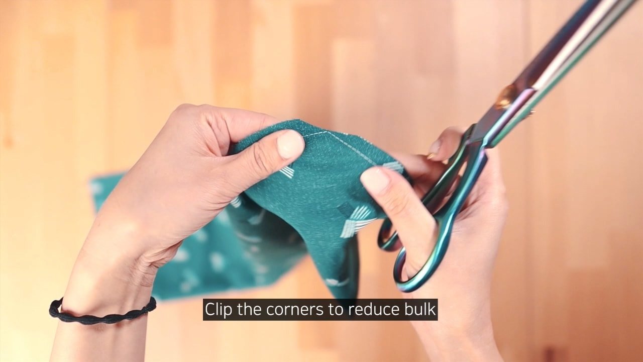 How to Make a Simple and Stylish Ring Scarf | Sew Along Tutorial from ...